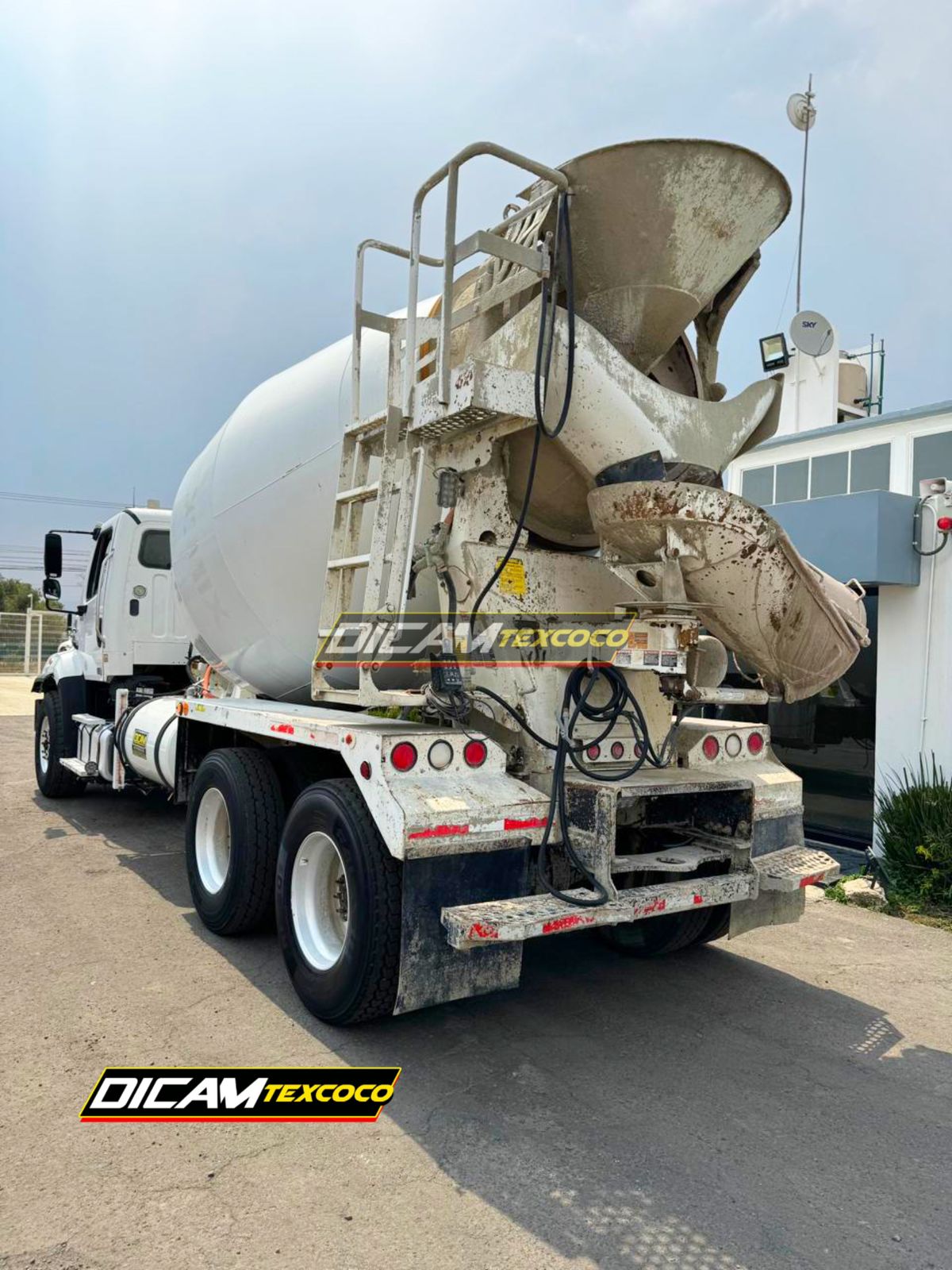 Olla Revolvedora Camion Freightliner 2017 – DICAM
