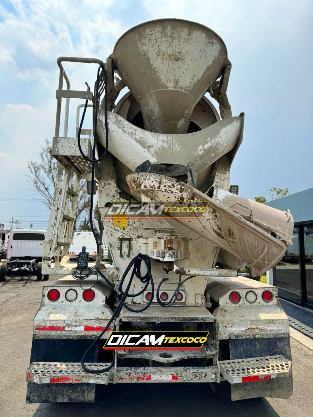 Olla Revolvedora Camion Freightliner 2017 – DICAM